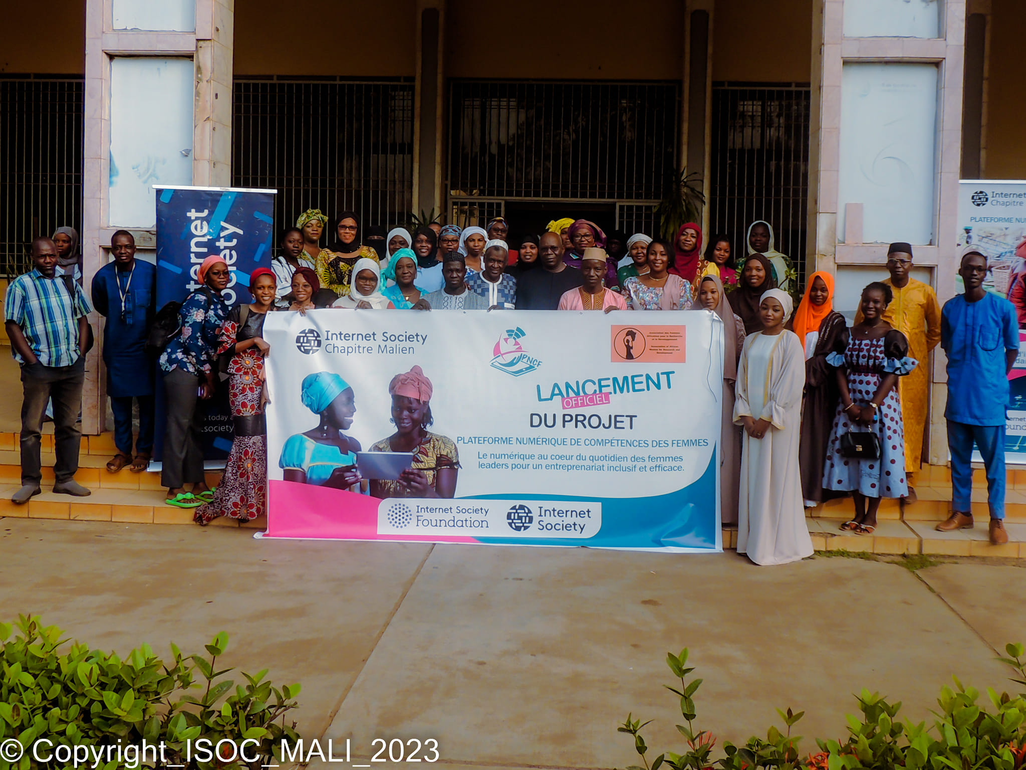 Women's Digital Skills Platform | Internet Society Foundation